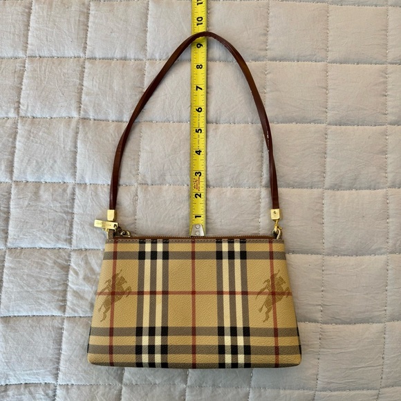 Burberry | Bags | Authentic Burberry Vintage Leather Shoulder Bag ...